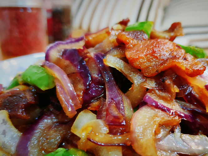 洋葱回锅肉怎么做_洋葱回锅肉用哪个部位肉-第3张图片-山城妙识 洋葱回锅肉怎么做_洋葱回锅肉用哪个部位肉-第3张图片-山城妙识