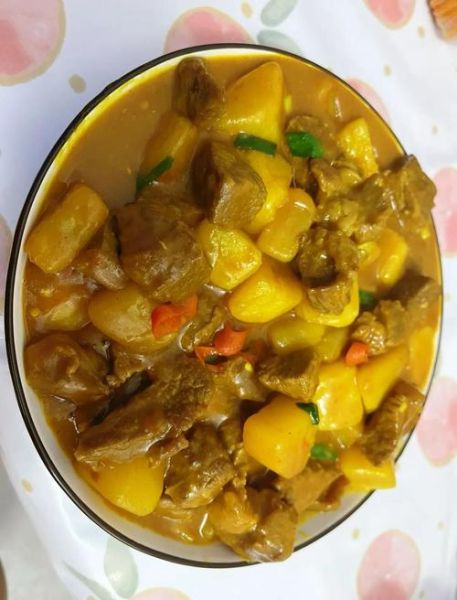 咖喱牛腩怎么做_咖喱牛腩用高压锅还是砂锅-第3张图片-山城妙识