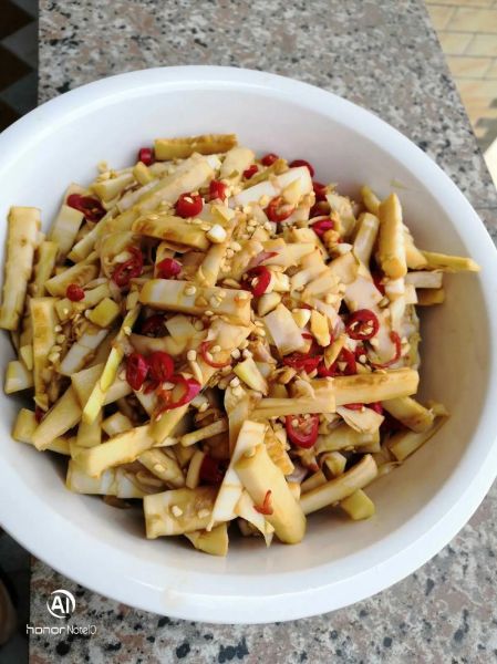 小竹笋怎么做好吃_小竹笋的做法大全-第1张图片-山城妙识