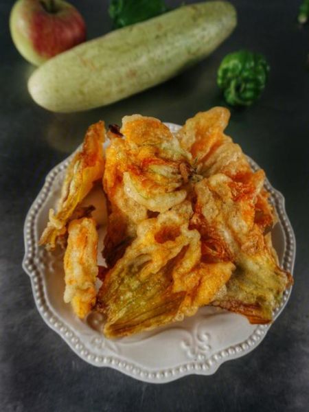 炸南瓜花怎么做_炸南瓜花需要焯水吗-第3张图片-山城妙识