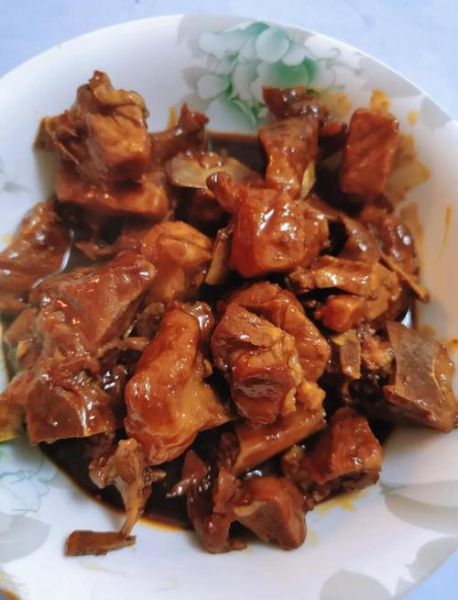 红烧龙骨怎么做好吃_家常红烧龙骨的做法窍门-第1张图片-山城妙识 红烧龙骨怎么做好吃_家常红烧龙骨的做法窍门-第1张图片-山城妙识