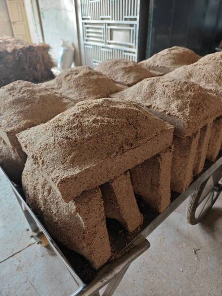 酒曲怎么做出来的_酒曲制作步骤详解-第2张图片-山城妙识