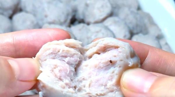 萨其马里硼砂是什么_吃了会中毒吗-第1张图片-山城妙识