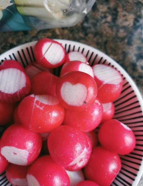 小红萝卜怎么做好吃_小红萝卜的做法大全-第1张图片-山城妙识 小红萝卜怎么做好吃_小红萝卜的做法大全-第1张图片-山城妙识