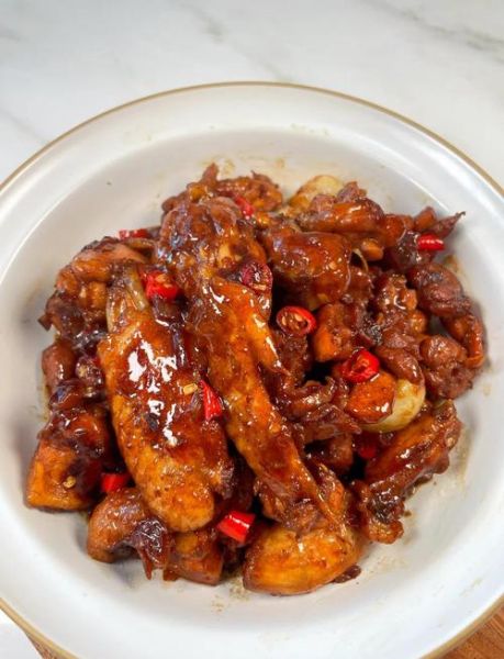 台湾家常菜有哪些_三杯鸡怎么做才正宗-第3张图片-山城妙识