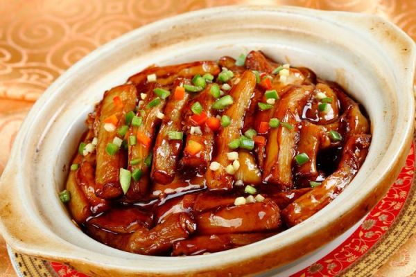 鱼香茄子煲怎么做_家常做法步骤-第1张图片-山城妙识 鱼香茄子煲怎么做_家常做法步骤-第1张图片-山城妙识