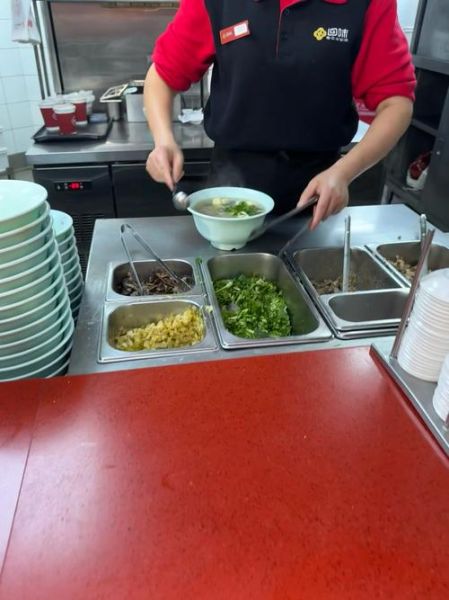 金陵鸭血粉丝汤怎么做_正宗南京口味秘诀-第2张图片-山城妙识