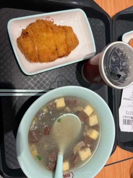 金陵鸭血粉丝汤怎么做_正宗南京口味秘诀-第3张图片-山城妙识