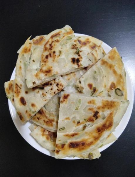 葱花饼的面怎么和面_葱花饼和面用冷水还是热水-第2张图片-山城妙识 葱花饼的面怎么和面_葱花饼和面用冷水还是热水-第2张图片-山城妙识