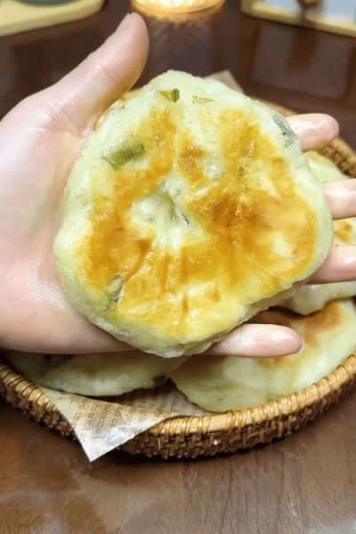 葱花饼的面怎么和面_葱花饼和面用冷水还是热水-第3张图片-山城妙识 葱花饼的面怎么和面_葱花饼和面用冷水还是热水-第3张图片-山城妙识