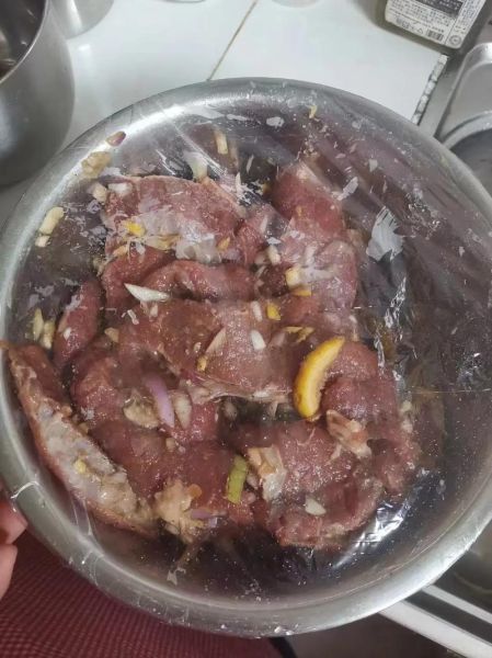 在家自制牛排怎么做_牛排腌制多久最好吃-第1张图片-山城妙识 在家自制牛排怎么做_牛排腌制多久最好吃-第1张图片-山城妙识