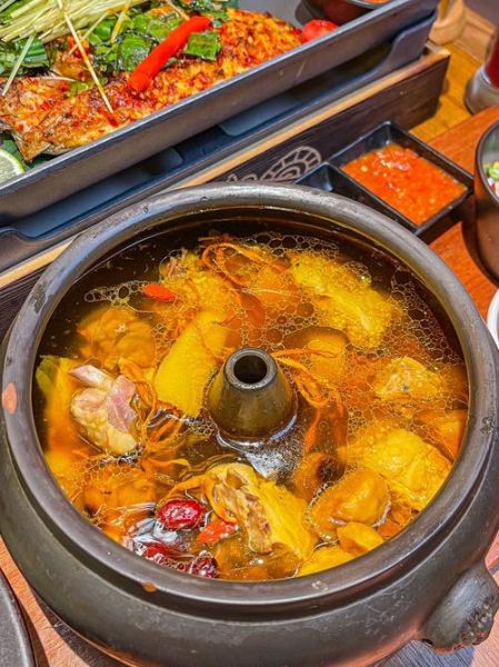 汽锅鸡怎么吃_汽锅鸡的正确吃法-第1张图片-山城妙识 汽锅鸡怎么吃_汽锅鸡的正确吃法-第1张图片-山城妙识