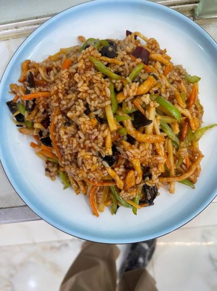 肉丝炒饭怎么做_肉丝炒饭用什么肉最好-第2张图片-山城妙识 肉丝炒饭怎么做_肉丝炒饭用什么肉最好-第2张图片-山城妙识