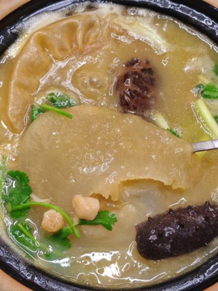 鲍参翅肚羹怎么做_鲍参翅肚羹正宗做法-第3张图片-山城妙识 鲍参翅肚羹怎么做_鲍参翅肚羹正宗做法-第3张图片-山城妙识