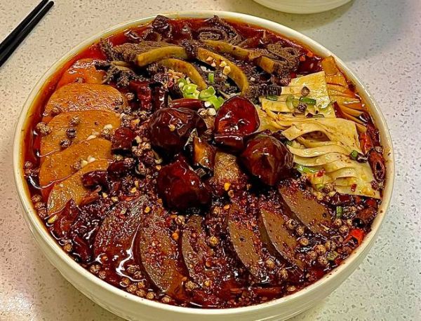 毛血旺配料是什么菜_毛血旺有哪些配菜-第2张图片-山城妙识 毛血旺配料是什么菜_毛血旺有哪些配菜-第2张图片-山城妙识