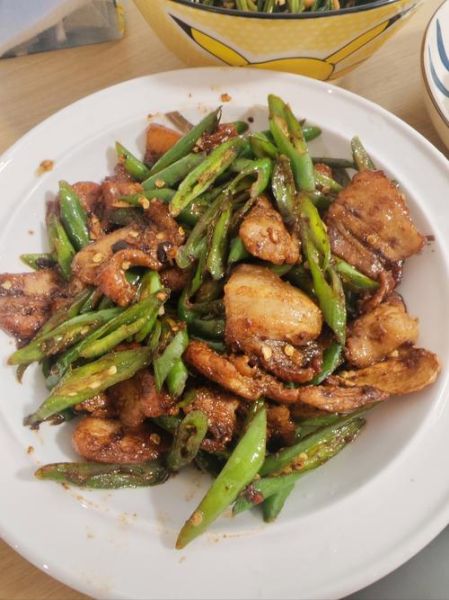 大辣椒炒肉怎么炒才好吃_大辣椒炒肉的家常做法-第1张图片-山城妙识 大辣椒炒肉怎么炒才好吃_大辣椒炒肉的家常做法-第1张图片-山城妙识