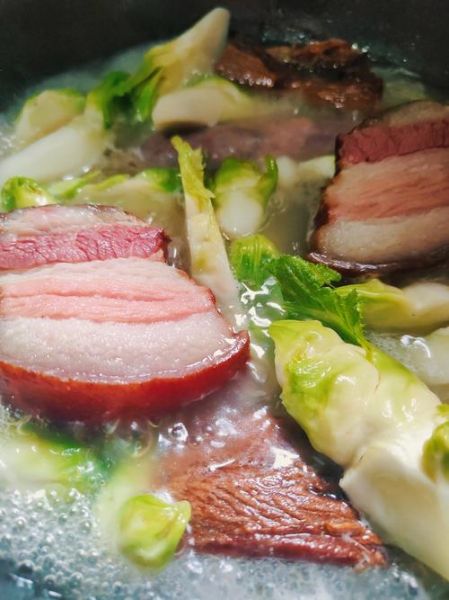 腊肉配什么炖好吃_腊肉炖菜推荐-第1张图片-山城妙识