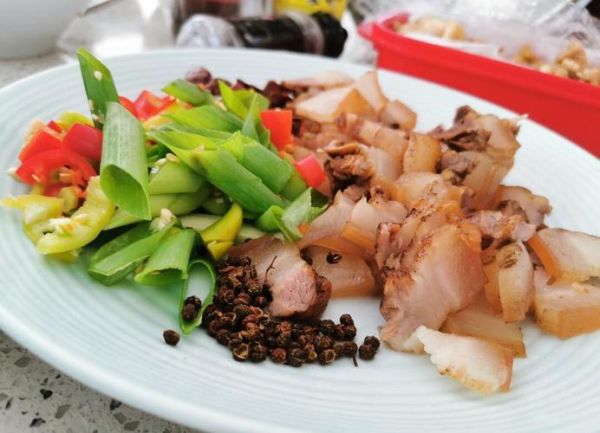 夏天做腊肉会不会坏_夏天做腊肉的方法-第3张图片-山城妙识