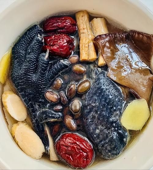 夏天乌鸡汤加什么炖最好_清热又不上火-第3张图片-山城妙识 夏天乌鸡汤加什么炖最好_清热又不上火-第3张图片-山城妙识