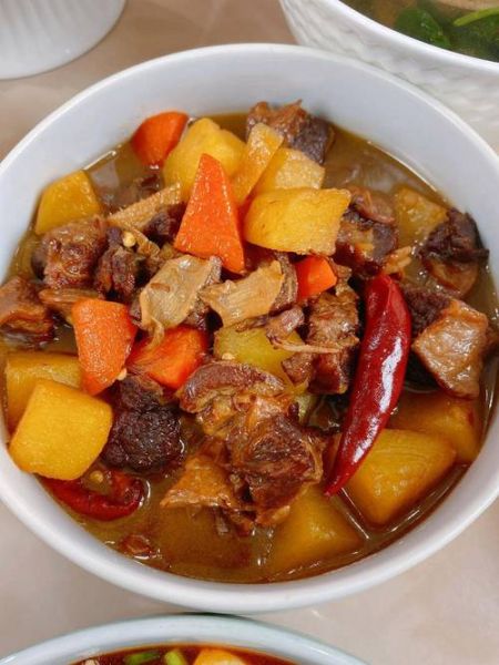 牛腩怎么做好吃_牛腩炖多久才软烂-第3张图片-山城妙识