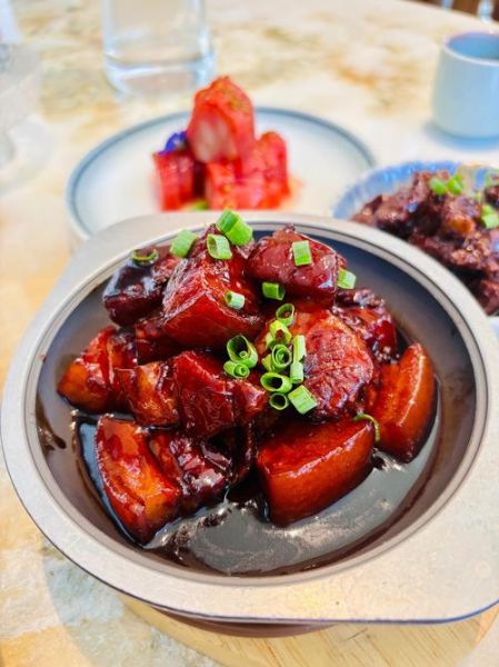 红烧五花肉怎么做才好吃_红烧五花肉的家常做法-第1张图片-山城妙识 红烧五花肉怎么做才好吃_红烧五花肉的家常做法-第1张图片-山城妙识