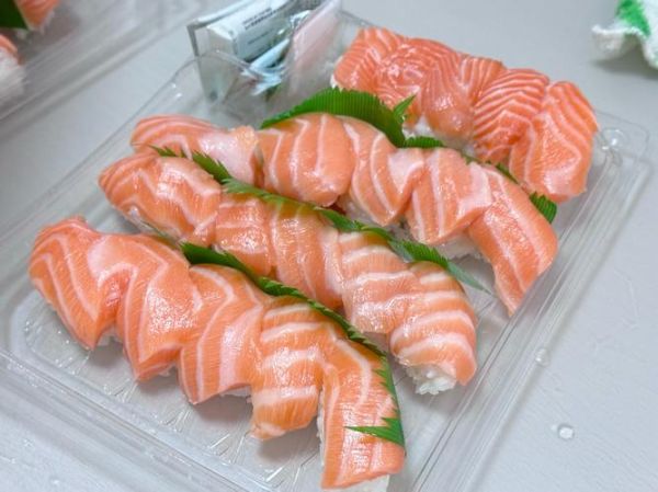 生鱼片怎么保存_生鱼图片怎么看新鲜度-第3张图片-山城妙识