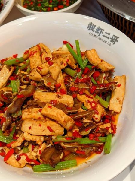 炒卤香干的家常做法_香干怎么炒才入味-第3张图片-山城妙识