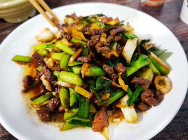 牛肉片怎么炒才嫩_家常牛肉片做法大全-第3张图片-山城妙识 牛肉片怎么炒才嫩_家常牛肉片做法大全-第3张图片-山城妙识