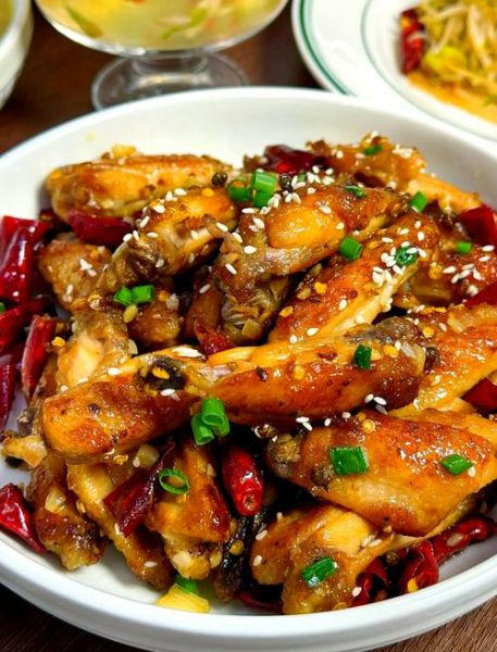 干煸鸡翅怎么做_干煸鸡翅家常做法-第1张图片-山城妙识 干煸鸡翅怎么做_干煸鸡翅家常做法-第1张图片-山城妙识