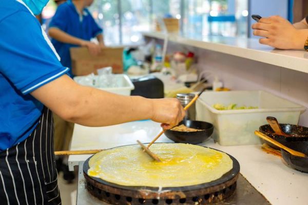煎饼果子利润有多大_摆摊一天能赚多少钱-第2张图片-山城妙识