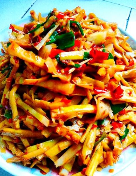 凉拌笋丝用水焯吗_焯水时间多久-第1张图片-山城妙识