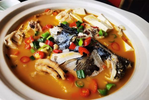 胖头鱼头炖豆腐怎么做_胖头鱼头炖豆腐的家常做法-第3张图片-山城妙识