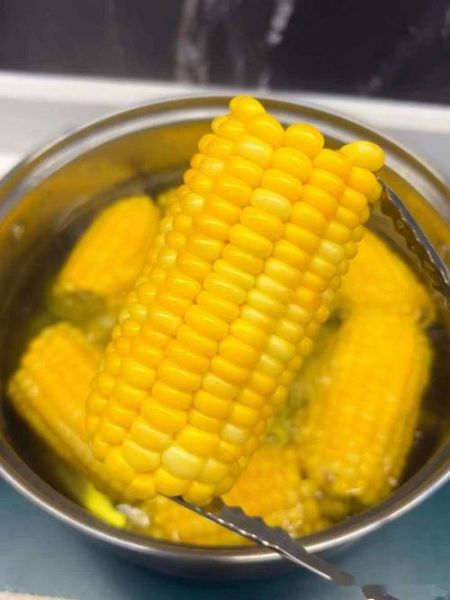 一根玉米要煮多久才熟_玉米煮多久口感最好-第1张图片-山城妙识 一根玉米要煮多久才熟_玉米煮多久口感最好-第1张图片-山城妙识