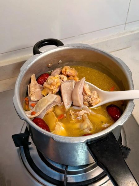 猪肚炖汤怎么做好吃_猪肚汤去腥秘诀-第2张图片-山城妙识 猪肚炖汤怎么做好吃_猪肚汤去腥秘诀-第2张图片-山城妙识