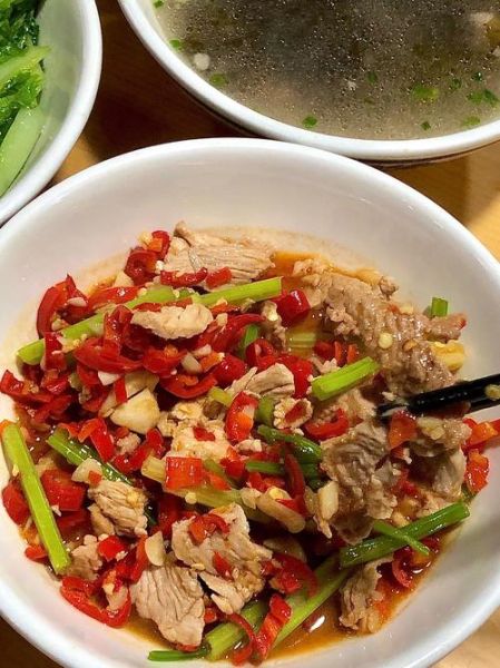 湖南正宗小炒肉怎么做_小炒肉用什么肉最香-第1张图片-山城妙识 湖南正宗小炒肉怎么做_小炒肉用什么肉最香-第1张图片-山城妙识