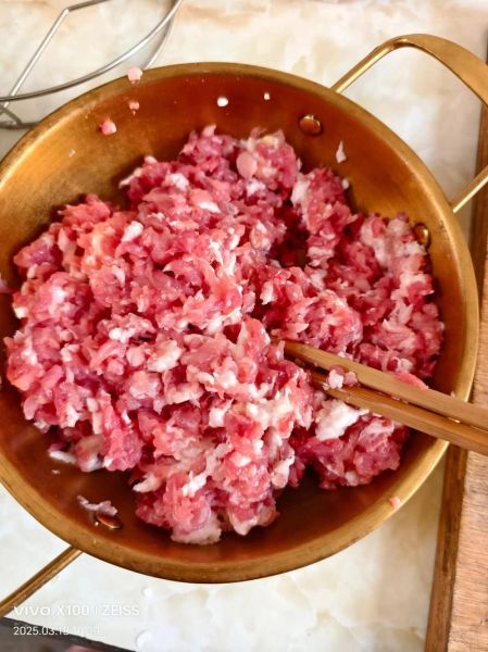 香菜饺子馅发苦怎么调_饺子馅去苦技巧-第3张图片-山城妙识