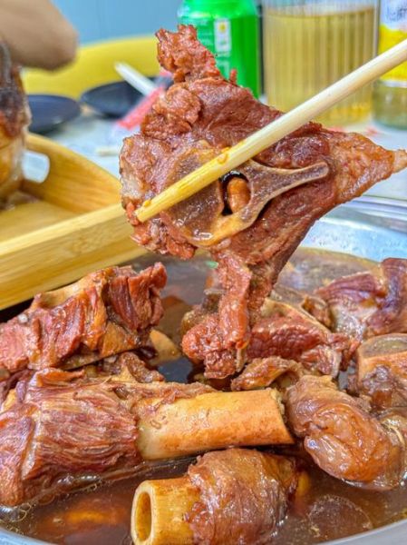 羊骨头怎么炖好吃没腥味_羊骨头去腥技巧-第1张图片-山城妙识 羊骨头怎么炖好吃没腥味_羊骨头去腥技巧-第1张图片-山城妙识