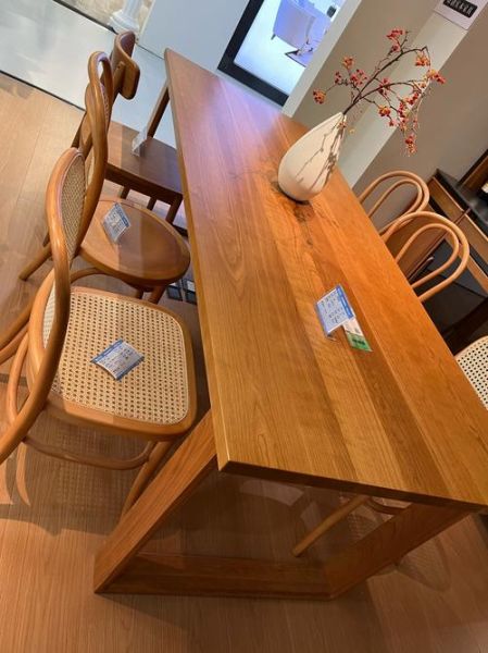 樱桃木家具的优缺点_樱桃木家具耐用吗-第1张图片-山城妙识 樱桃木家具的优缺点_樱桃木家具耐用吗-第1张图片-山城妙识