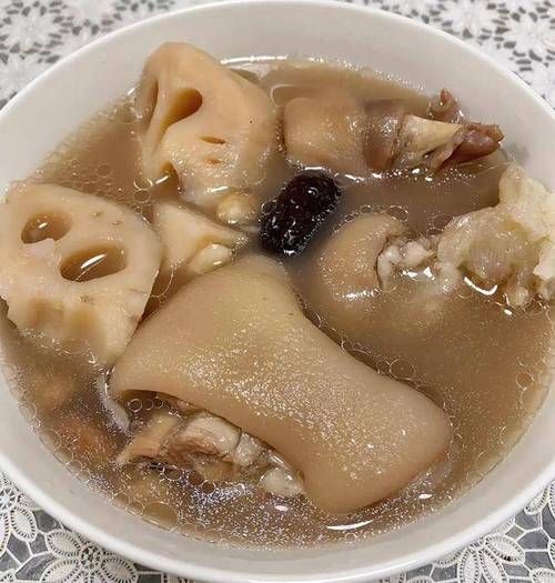 高压锅炖猪蹄汤的家常做法_猪蹄汤高压锅炖多久-第1张图片-山城妙识 高压锅炖猪蹄汤的家常做法_猪蹄汤高压锅炖多久-第1张图片-山城妙识