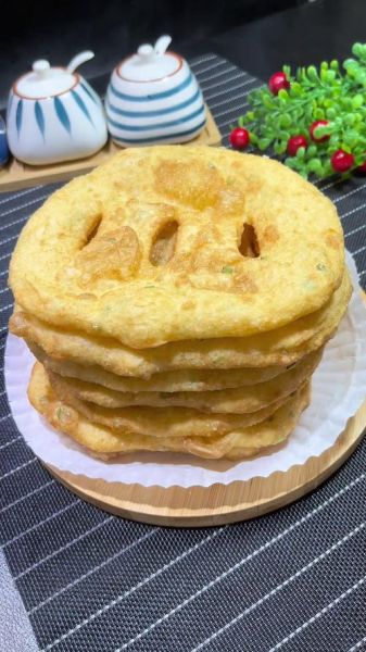 油饼怎么做好吃又松软_油饼制作视频教程-第3张图片-山城妙识 油饼怎么做好吃又松软_油饼制作视频教程-第3张图片-山城妙识