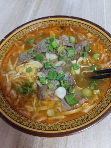 粉丝汤可以放什么配菜_粉丝汤配菜推荐-第2张图片-山城妙识