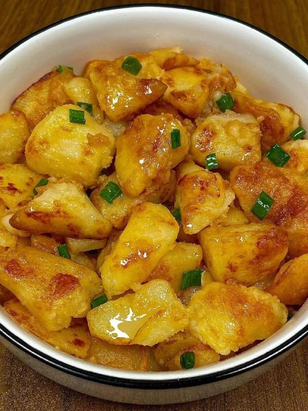 炸土豆块怎么做好吃_炸土豆块外酥里嫩技巧-第2张图片-山城妙识