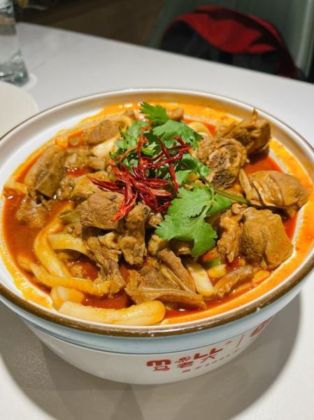 黄焖羊肉怎么做_黄焖羊肉家常做法-第1张图片-山城妙识