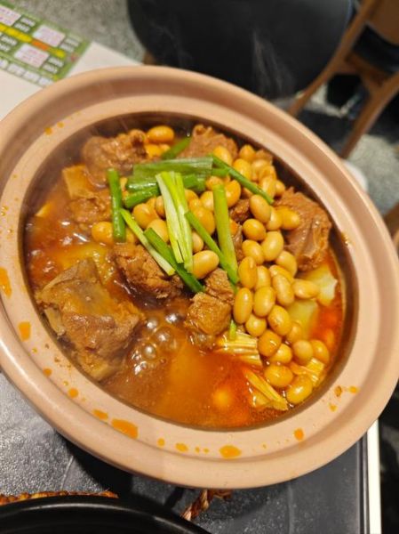 黄豆酱焖排骨怎么做_黄豆酱焖排骨要焯水吗-第1张图片-山城妙识