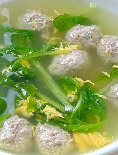 小白菜汆丸子锅怎么做_小白菜汆丸子锅热量高吗-第1张图片-山城妙识