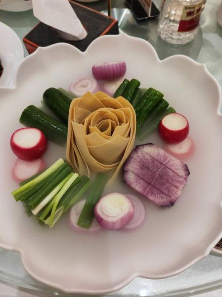 中餐摆盘技巧有哪些_如何让菜品更吸引人-第1张图片-山城妙识