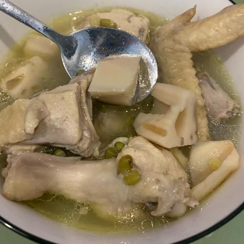 清炖鸡块怎么做_清炖鸡块的家常做法-第2张图片-山城妙识