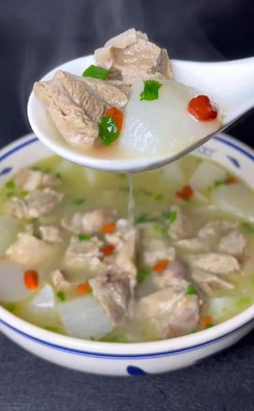 白萝卜炖羊肉汤的禁忌_哪些人不能吃-第2张图片-山城妙识