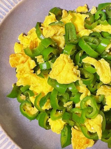 辣椒炒鸡蛋的营养价值_适合减肥吗-第1张图片-山城妙识