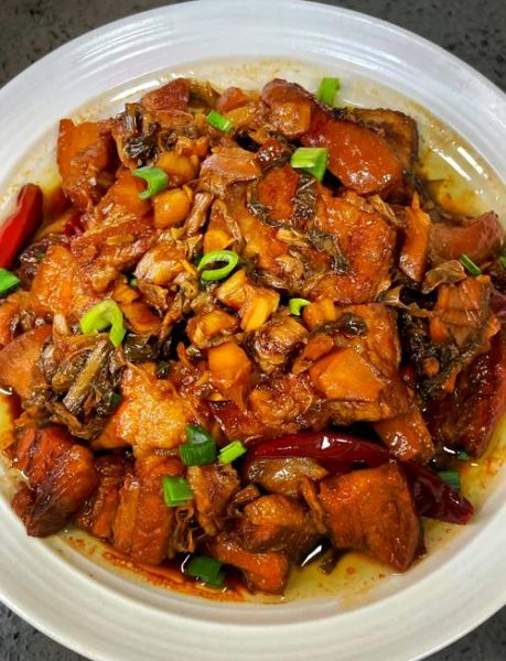 梅菜蒸肉的家常做法_梅菜蒸肉怎么做才入味-第3张图片-山城妙识